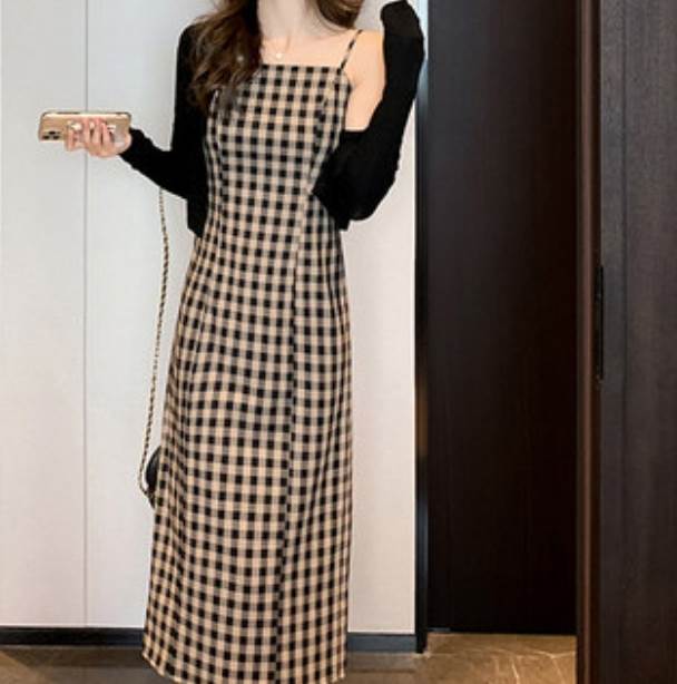 ワンピースとカーディガンのセット。カジュアルに着用できる。色展開 柄サイズ S M Lサイズ(cm)S /着丈 110 /バスト 80 /ウエスト 67M /着丈 111 /バスト 84 /ウエスト 71L /着丈 112 /バスト 88 ...