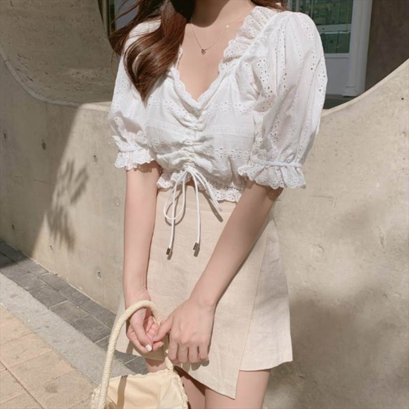 上下セットアイテム。可愛い雰囲気で着用できるアイテム。サイズトップス/Fスカートパンツ/S　M　L　XL《商品について》※当ショップは海外からのノーブランド商品になります。海外製品のため日本商品に比べ品質が劣る場合がございます。糸のほつれ、...