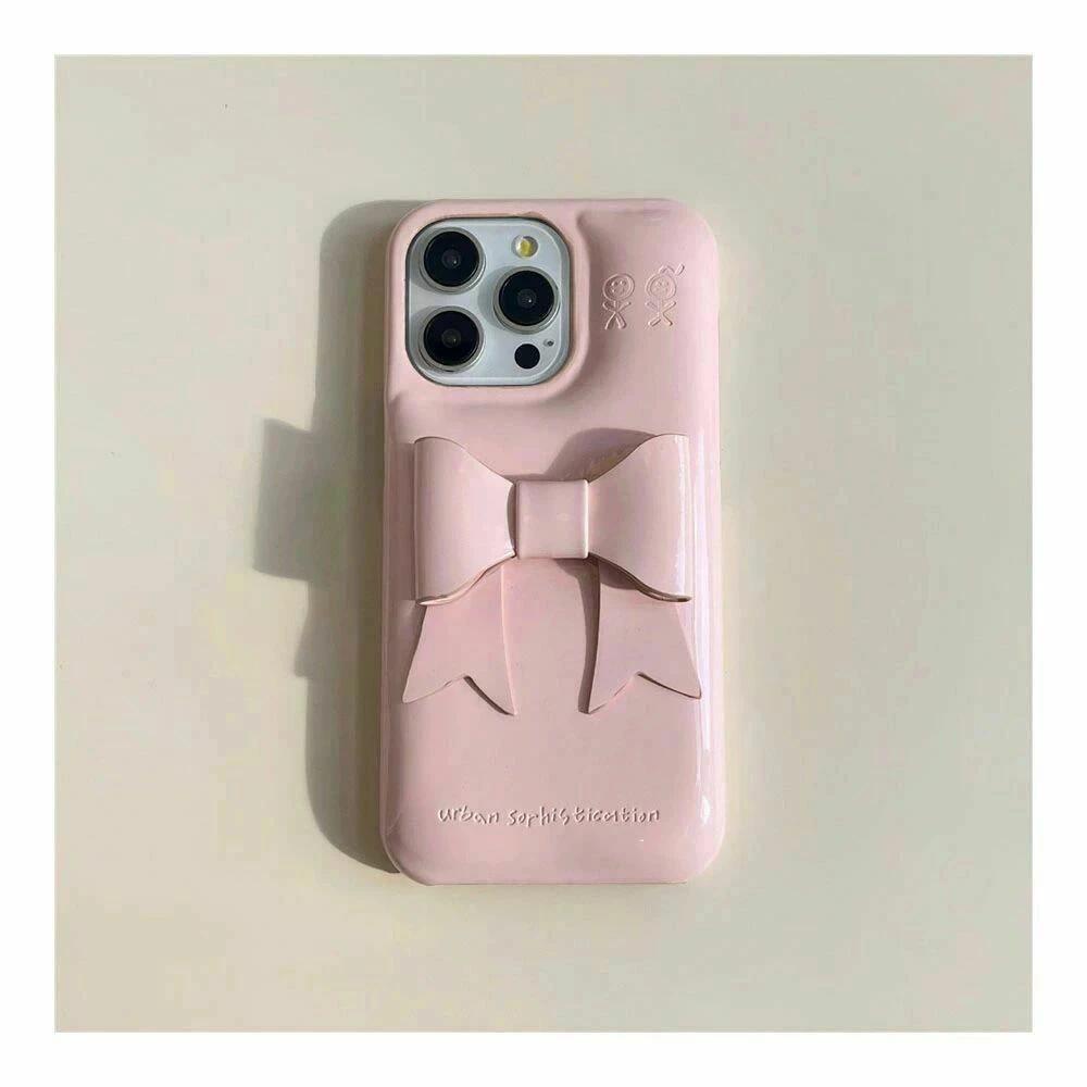 【対応機種】 iPhone 13 / iPhone 14 / iPhone 14P / iPhone 16P専用。掲載写真は見本ですので、ご購入前にお使いの機種をご確認ください。 【高品質素材で衝撃吸収】 柔軟性に優れたTPU素材を採用し、...