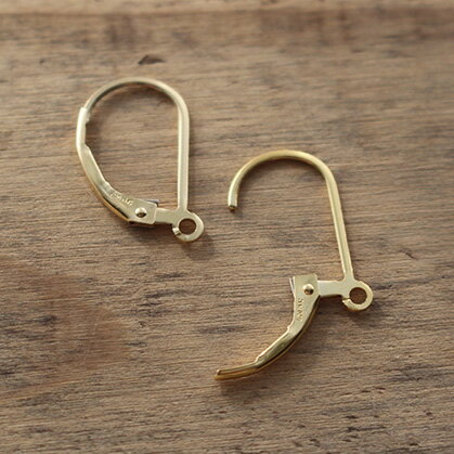 ピアスフックをK14GFフレンチフックに変更します。 ※こちらは当店でピアス商品をご購入の上、パーツを変更される場合のオプションメニュー（追加料金）となります。 パーツのみをこの価格で販売しているわけではございませんのでご注意ください。 商...