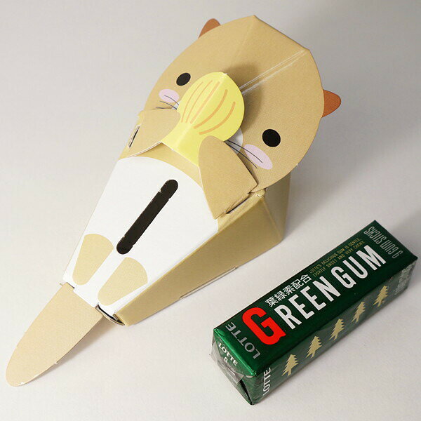 のりもハサミもいらない「段ボールペーパークラフト」水族館貯金箱　ラッコ　10個 【商品番号】No.2222 【商品説明】型からはずして差し込むだけの簡単工作。作って楽しい工作です。のりもハサミも要りません。 【サイズ】完成時/W6.3×D1...