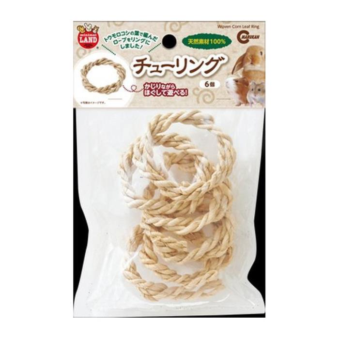 【商品説明】トウモロコシの葉を編んでつくったロープを、リング型にしています。かじってほぐして遊べます。　【原材料】コーンリーフ