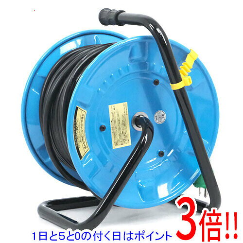 商品名日動 電工ドラム 屋外型 アース付 30m NPW-E33商品状態 新品 商品情報 防雨・防塵構造のため、屋外作業に最適です。 商品名 電工ドラム 屋外型 アース付 30m 型番 NPW-E33 仕様 電線仕様（電線種×太さ×芯）：V...