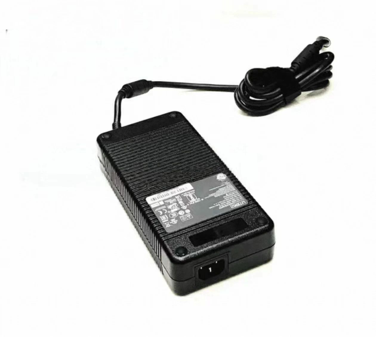 型番(指定不可) PA-1331-90 入力 電圧100V-240V、50/60Hz 出力 19.5V16.9A 330W コネクタ 7.4mm*5.0mm 対応機種 MSI 保証 1年間の製品保証（お渡し日より） ご注意 ※出荷前は動作確...