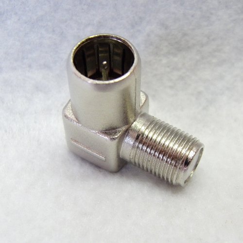 ■片側F型アンテナジャック（メス）−片側F型アンテナプラグ（オスL字型）【5個セット】 ☆アンテナケーブルの先端プラグをL字に変換する際にご利用いただけます。 ●接続部分が狭い場合にスマートに配線できます！ ※送料無料商品のお客様都合による...