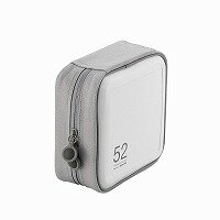 ■縦にも横にも自立するスクエアデザイン!CD/DVDをスタイリッシュに収納できるCD/DVDファスナーケース。［特徴］■52枚のCD/DVDをスタイリッシュに収納できるCD/DVDファスナーケースです。 ■縦置きでも横置きでも自立し、本棚や...