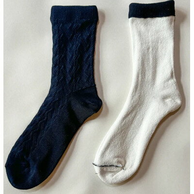 名称 【ezu】ひえとりくつした 薄手/ブラック◆シルク×コットンの二重構造靴下◆ジャガード編み 発送時期 2025/08/12から順次発送 ※2025/08/12以降のお申し込みは1週間程度で発送いたします。 提供元 株式会社ezu 配達...