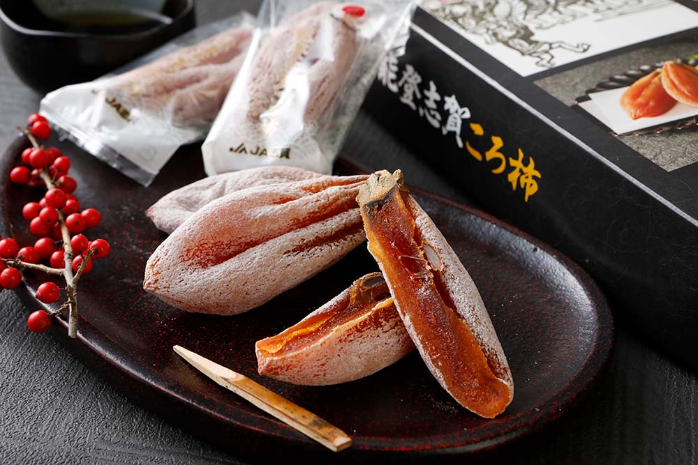 パッケージは写真と異なる場合がございます 商品詳細とお届け方法 産地 石川県能登地方産 保存方法 なるべく涼しいところに置いてください。 （保存の際、冷蔵庫に長時間入れないようにして下さい。 長時間冷やすと糖度が下がります。） 内容量 10...