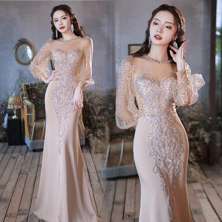 お袖のチュールにもラメがふんだんに施されたデザインがかわいいドレス。ロング丈のチュールとシフォンの組み合わせが、華やかな印象を与えます。色展開 ベージュ サイズ S M L XL 2XL サイズ(cm) S /バスト 80 /ウエスト 63...