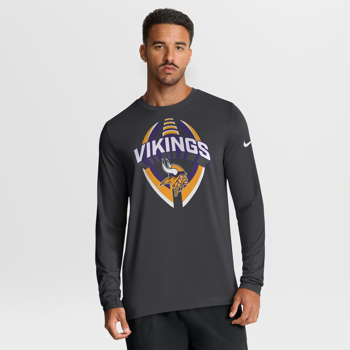 Boost your team spirit for cooler Minnesota Vikings games with this Primetime Legend Icon Performance Long Sleeve T-Shir...