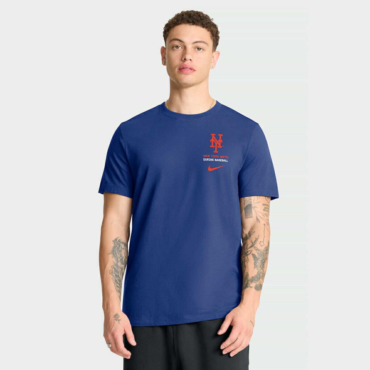 Double up your show of fandom with this New York Mets Primetime 2-Hit T-Shirt by Nike. It features a team logo and motto...