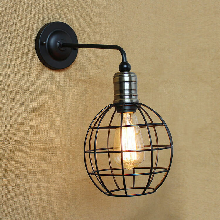 お洒落なインテリアライトとしても広くご使用いただいています。 ヴィンテージな雰囲気が魅力的、インダストリアル好きにはたまらない逸品です。 室内照明 インテリア おしゃれな アンティーク照明 ！照明だけでなく、装飾機能も持っています。 お洒落...