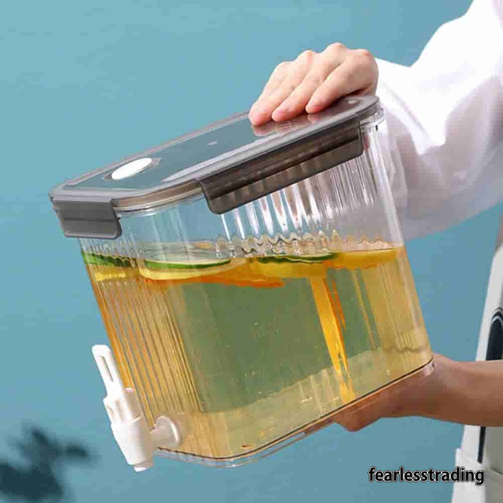 【商品仕様】大容量3.5L、3-4人用。ポットは高品質PP材質、汎用プラスチックの一つでプロピレンを重合させた熱可塑性樹脂です。 外見はポリエチレンに似ていますが、汎用樹脂の中では一番の耐熱性があり、ポリエチレンに比べもっと硬質で引っ張りの...