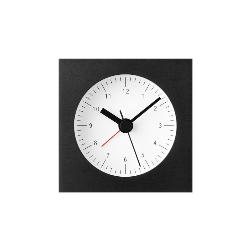 都会的でシックな四角いアラームクロック 数字も線もシャープに最低限の要素で構成しました。ある程度角度がついたところから見ても、時間が認識できるようにデザインしています。 新しく、スヌーズ・ライト機能付きのLサイズも仲間入りしました。 ■納期...