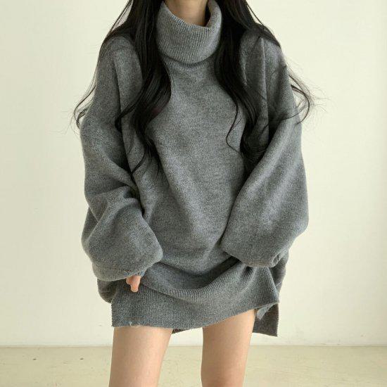 商品説明オーバーシルエットがこなれ感を演出♪グレー・ブラック・アプリコットの合わせやすいい色味の3色展開です◎ミドル丈の長さが嬉しい。カラーグレー、ブラック、アプリコット素材綿81％その他19％サイズワンサイズ着丈：80cmバスト：126c...