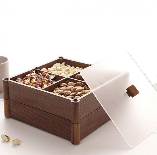 商品説明木製がお洒落な収納ボックス。取り外しできる仕切り付きで用途に合わせて変えられます。シンプルでインテリアにも馴染んでくれるアイテムです。カラーブラウンサイズ23×23×5cm※測り方によって1-2cmの誤差が生じる場合が御座います。※...