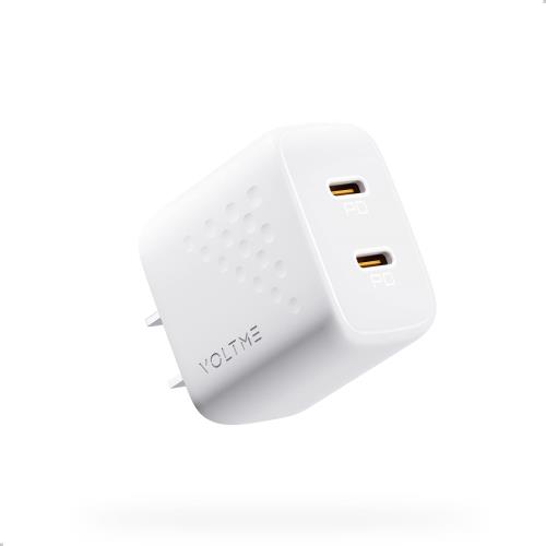 一台でiPhoneやMacBook Airなどあらゆるデバイスに充電可能USB-C単ポート利用時は最大35Wの出力で、iPhoneシリーズの急速充電はもちろん、MacBook Airにも充電可能です。 2台のスマホを同時に急速充電VOLTM...