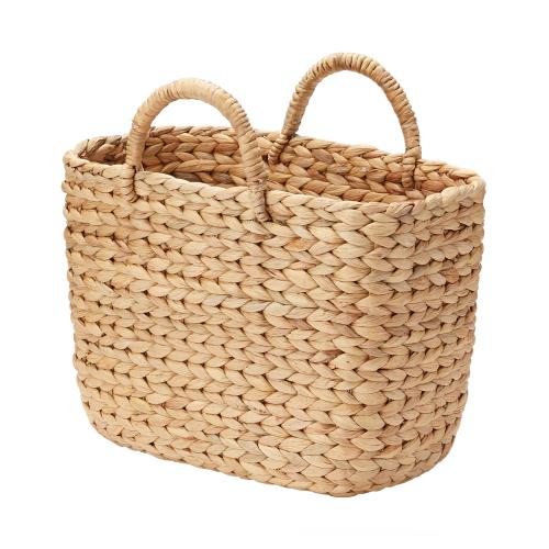 サイズ:幅37×奥行18.5×高さ26cm 素材:ウォーターヒヤシンス 耐荷重:5kg 原産国、地域:ベトナム 生長の早い水草の一種を使い、手編みで仕上げました。軽く、やわらかな使い心地です。天然の素材を使用しているため、色、形状のバラツキ...