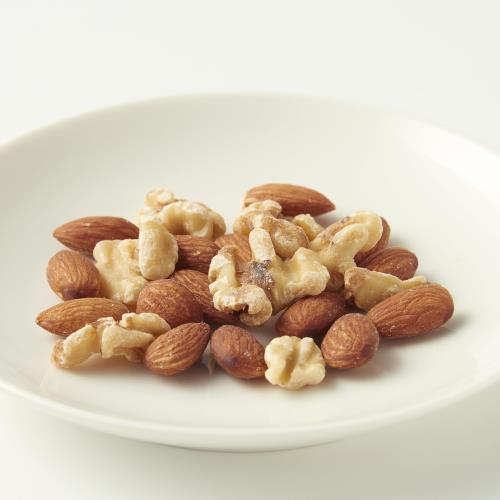 ※原材料、栄養成分表示、作り方等に関しては画像をご覧ください 賞味期限 : 製造日から240日