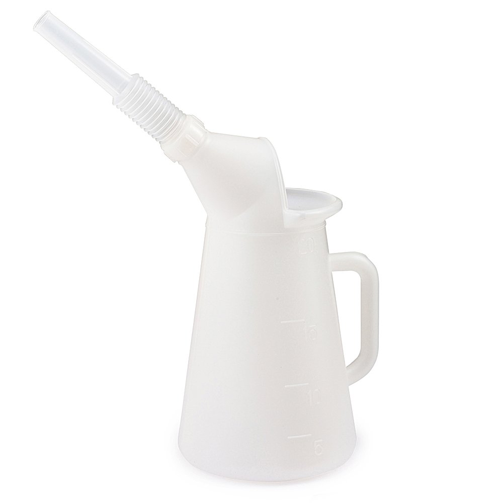 用途バイクや車のオイル交換時に重宝するジョッキ 仕様1容量2L 仕様2オイル注入しにくい車両でも対応できる様、ノズル有効長は180mmと長めの仕様です 仕様3ジョッキ目盛り:500ml単位