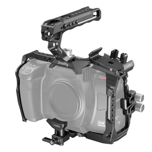BMCC 6K用基本ケージキットSmallRig 4574は、ケージ、レンズマウントアダプターサポート、ARRIスタイル用トップハンドル、SSDマウントブラケット、HDMI/USB-C ケーブル用クランプで構成されています。注意: ケージは...