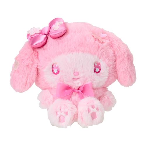 本体サイズ：約幅23.3×奥行11.5×高さ23cm。主な材料・原料：ポリエステル 瞳の中に桜の模様入り。対象年齢3才以上。 (C) 2025 SANRIO CO., LTD.　著作 株式会社サンリオ
