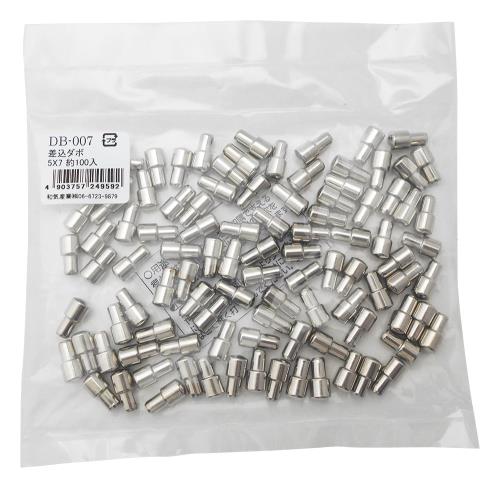 ●注意:側板の受穴は、棚ダボの足の長さより1~2mm深く、穴径は足径より少し小さめにあけてください。取り付けには木づちなどで軽く打ち込んでください。