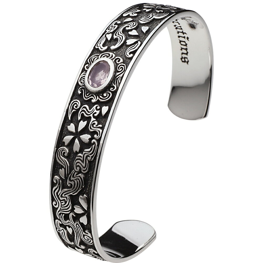 桜、花びら、流水柄などの和柄をデザインしたメンズシルバーバングルです。しっかりと効いた燻しの陰影が見せる芸術的な彫金など高い満足度があります。これぞメンズアクセサリー、これぞシルバーアクセと言えるアイテムです。 幅:12mm　厚み:2mm　...