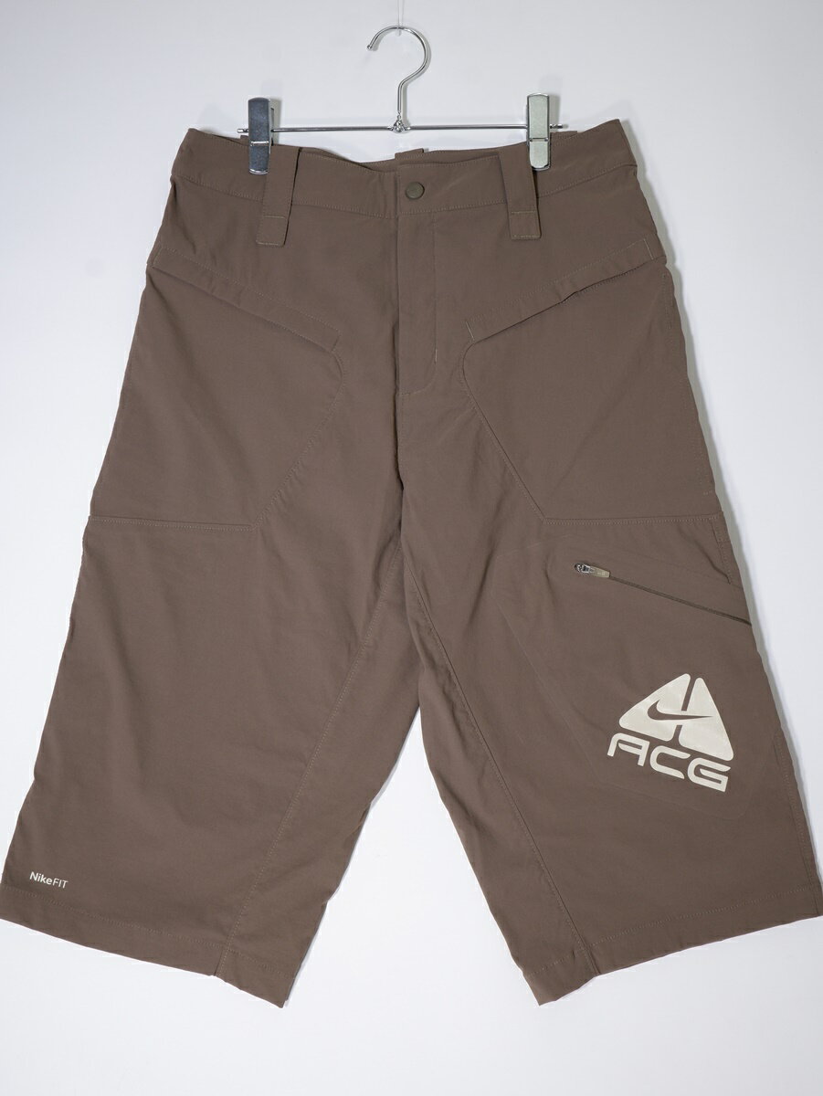 アイテム説明 ブランド NIKE ACG/ナイキ エーシージー アイテム 00’sテックカーゴショーツ ハーフパンツ サイズ 30　ウエスト約80cm/ヒップ約106cm/股上約30cm/股下約42cm/わたり幅約30cm/すそ幅約25cm...