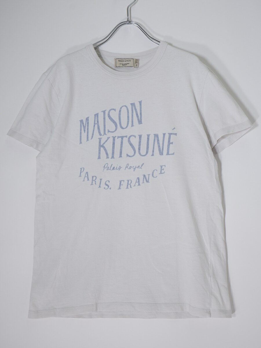 アイテム説明 ブランド Maison Kitsuneメゾンキツネ アイテム パレロワイヤル ロゴTシャツ サイズ XS　肩幅約43cm/身幅約46cm/着丈約63cm/袖丈約17cm カラー グレー 素材 コットン100％ 状態 A:目立っ...