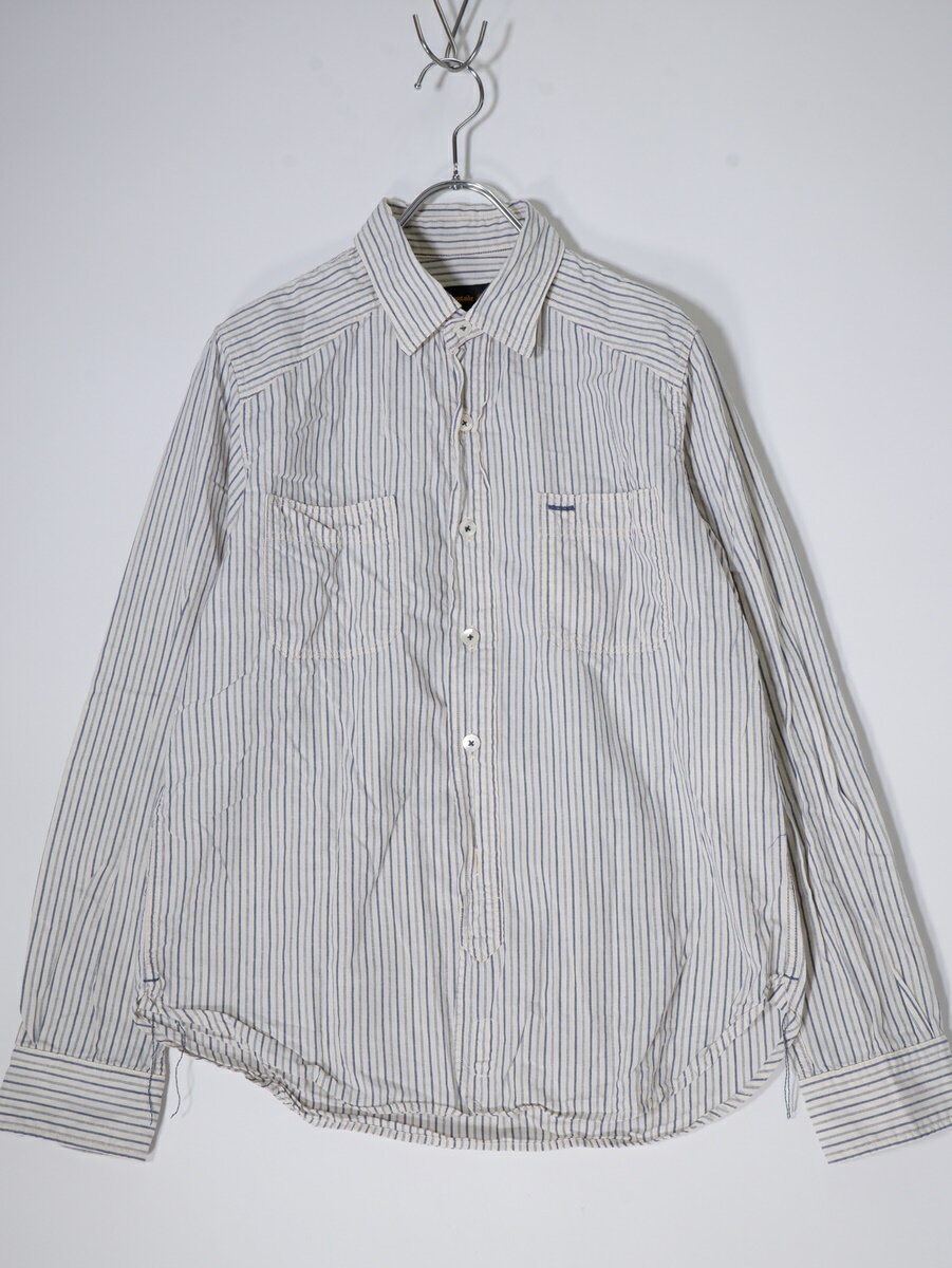 アイテム説明 ブランド A VONTADEアボンタージ アイテム ストライプシャツ サイズ S　肩幅約39cm/身幅約50cm/着丈約68cm/袖丈約59.5cm カラー 生成り|ネイビー 素材 コットン100％ 状態 A:目立った傷や汚れ...