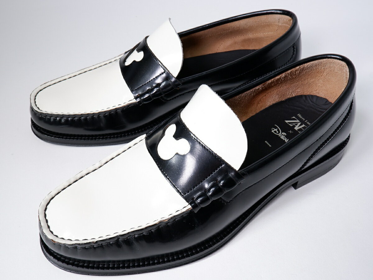アイテム説明 ブランド ZARAザラ アイテム レザーペニーローファー HARRY LAMBERT FOR ZARA X DISNEY新品 サイズ 44(約28.3cm)　アウトソール長さ約30cm（つま先～踵まで）/ソール幅約11cm（最...