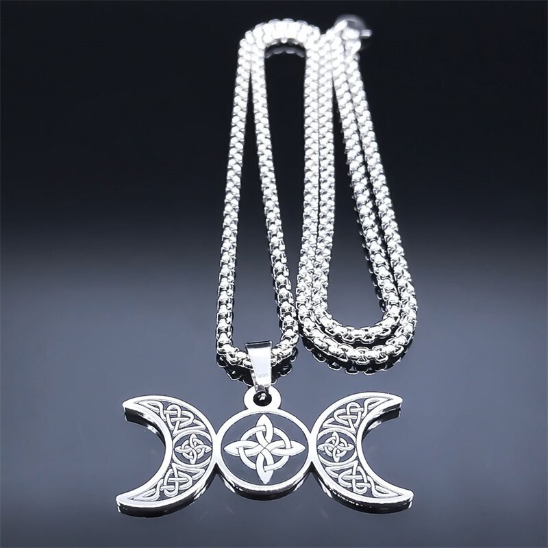 海外からの発送となりお届けに2週間程度を頂いております。予めご了承くださいませ。商品名魔女 ウィッチ トリプル 月 ムーン 女神 ケルト 結び目 リボン ネックレス ステンレス スチール ウィッカ 保護 プロテクション 三日月 ジュエリー ...