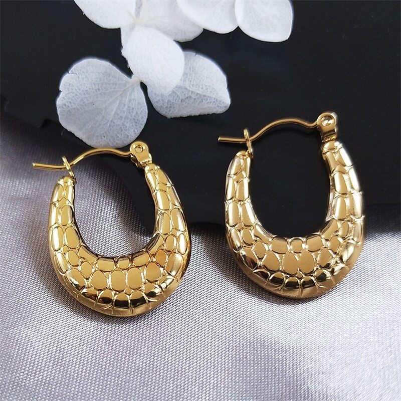 海外からの発送となりお届けに2週間程度を頂いております。予めご了承くださいませ。商品名ヒップ ホップ U 形 シェープ ピアス フープ レディース ステンレス スチール ゴールド カラー ゴス ガール シンプル ジュエリー スペックサイズ(...