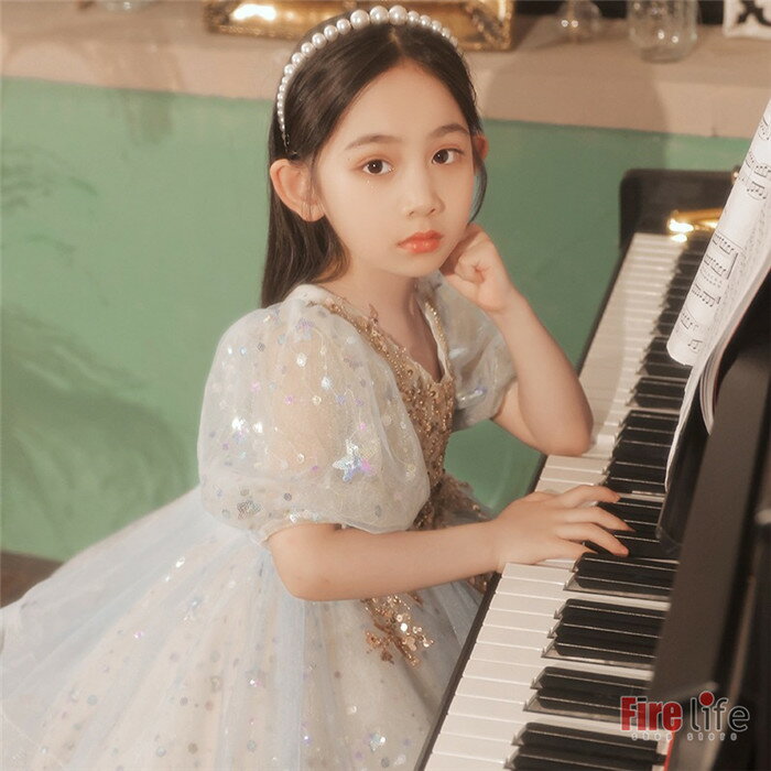 商品情報素材 ポリエステル 注意事項1、モニターの発色具合によって、色が実際のものと相違する場合がございます。2、平置きで採寸ですので、若干の誤差が生じる場合がございます。ご了承くださいませ。3、少々匂いがありますが、置いたままで2-3日く...