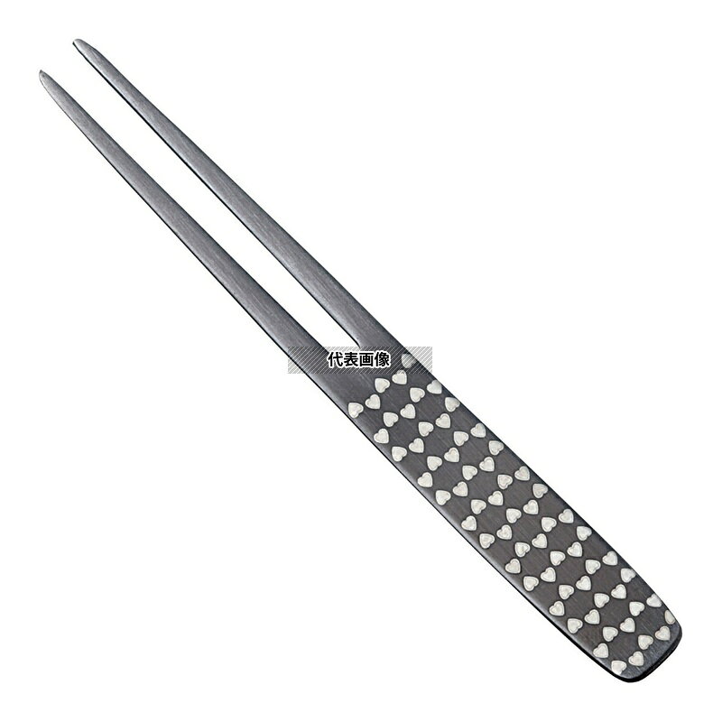 商品の特徴 18-8(ステンレス) かんざし 黒酸化発色 ピックフォーク 花籠目 L90 フォーク No.2175920 コラム ●落ち着いた色あいが存在感を醸し出す、新しい発想から生まれたカトラリー黒酸化発色シリーズ ●「ステンレス酸化発...