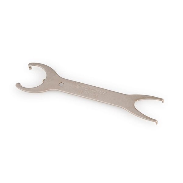 商品の特徴 ParkTool(パークツール) ボトムブラケットレンチ HCW-18 ●BMXやビーチクルーザー、子供車などに使用されているワンピースクランクタイプのBBワン用レンチ。 ●2つと3つの爪のコンビネーションレンチでそれぞれの部品...