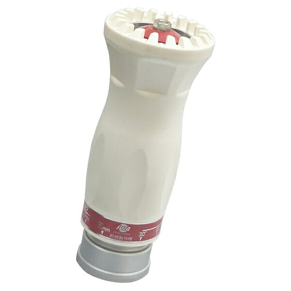 商品の特徴 岩崎製作所　05V236521A　【DA噴霧ノズル】 アルミ製 V23(吐水口ネジ) ●男性消防団員用操法大会で驚異的な占有率誇る、圧倒的なノズルです ●流体的力学の観点からの開発で、「火点到達速度」、「破壊力」は”圧倒的”で他...