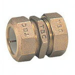 オレンジブック トラスコ中山　TRUSCOTBC PE継手ソケット1種30mm 〔品番:30PK1L〕[ 注番:4727860]特長●パイプにコアを打ち込み、ナットを本体に締め付けるだけの簡易施工です。用途●水道用ポリエチレン管専用のメカニ...