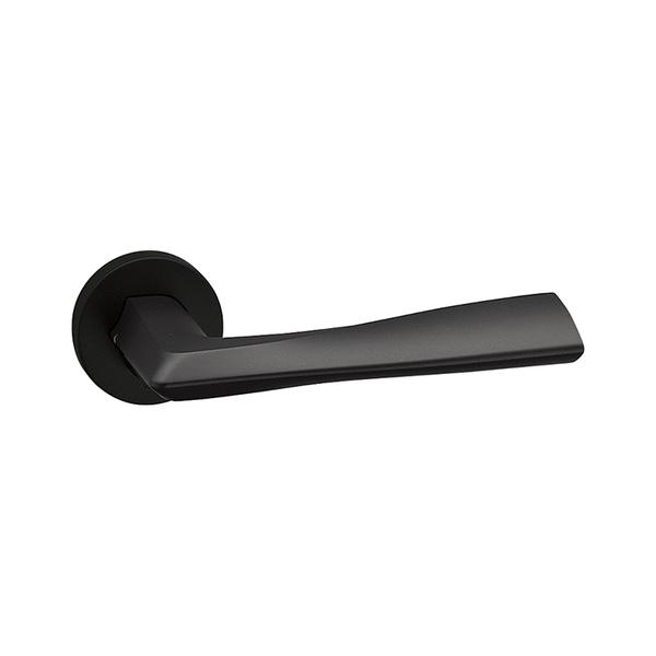 商品の特徴 UNION(ユニオン) レバーハンドル UL1046-002 アルミ ユニフロストブラック 製品仕様 ●分類:建築用金物 ＞ レバーハンドル ＞ レバーハンドル ●商品型番:UL1046-002 ●機能:電気錠対応 ●仕様:アル...