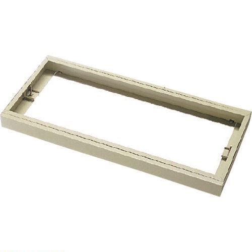 オレンジブック トラスコ中山　TRUSCOプラス 615869)LX-5 笠木 L5-FH3 LGY 〔品番:L5FH3LGY〕[ 注番:2115041]特長仕様仕様2●LX−5　笠木　L5−FH3　LGY　（615869）材質/仕上セット...