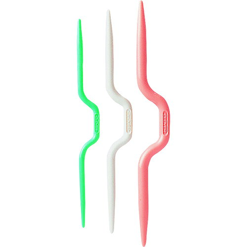 オレンジブック トラスコ中山　TRUSCOCLOVER なわあみ針 〔品番:53201〕[ 注番:2155642]特長●アラン模様などの交差編みに使います。仕様●Pサイズ(mm)：40×155×5仕様2●3本セット（細・中・太）材質/仕上●...