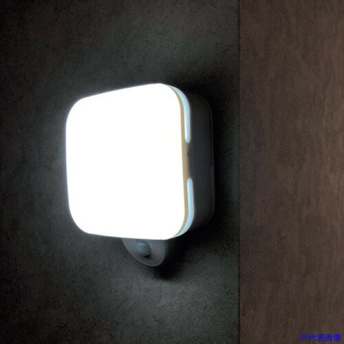 オレンジブック トラスコ中山　TRUSCOREVEX カクピカ SLK500 〔品番:SLK500〕[ 注番:3828961]特長●防雨型なので屋外軒下でも使用できます。●センサーが感知すると白色LED照明がフワッと点灯し、スウ〜ッと消えま...