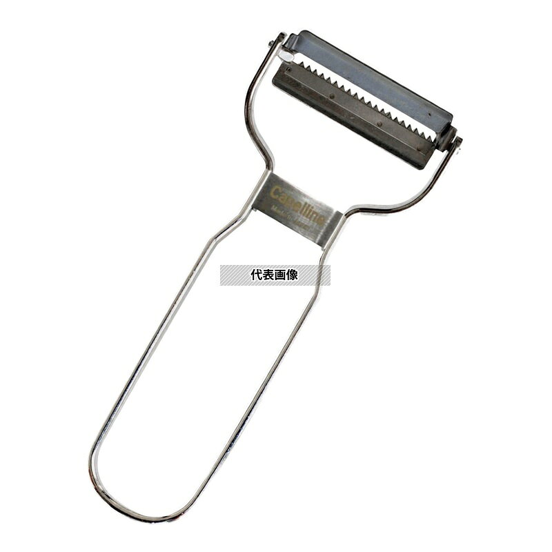 商品の特徴 18-8(ステンレス) カペッリーニピーラー No.3950 ●ソースもスープもしっかり絡む、極細麺に仕上がるピーラー。 ●カペッリーニは使用した野菜とは異なる食感と歯ごたえを持つ極細の野菜麺に仕上がります。ベジパスタピーラーは...