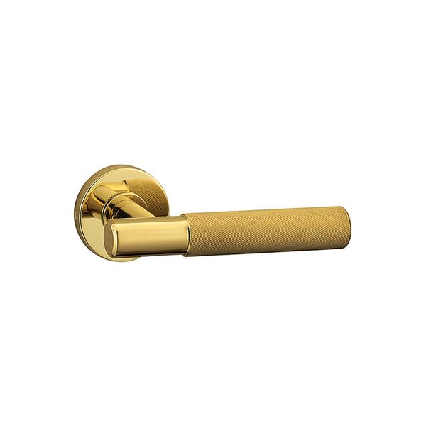 商品の特徴 UNION(ユニオン) レバーハンドル UL1066-001 ブラス ミラー 製品仕様 ●分類:建築用金物 ＞ レバーハンドル ＞ レバーハンドル ●商品型番:UL1066-001 ●機能:電気錠対応 ●仕様:ブラス ミラー ●...