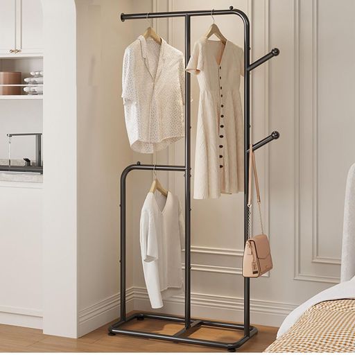 多機能収納:LNYCJPのハンガーラックはコートや洋服などをかける、帽子やカバンなどをかける、さらには収納ケース、靴、カバン、タオル、布団や小物を置くことも可能です。大幅にあなたの狭い部屋にスペースを省けます 移動便利なキャスター付き:洋服...