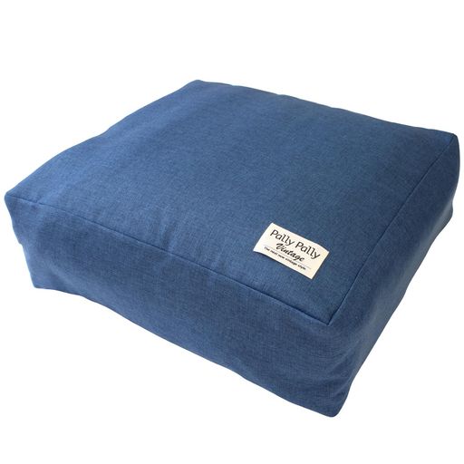 サイズ:布団収納時/約幅60x奥行60x高さ20cm ポリエステル100% ポリエステルわた・羽毛布団にご利用いただけます。 シングルサイズのかけ布団に対応。