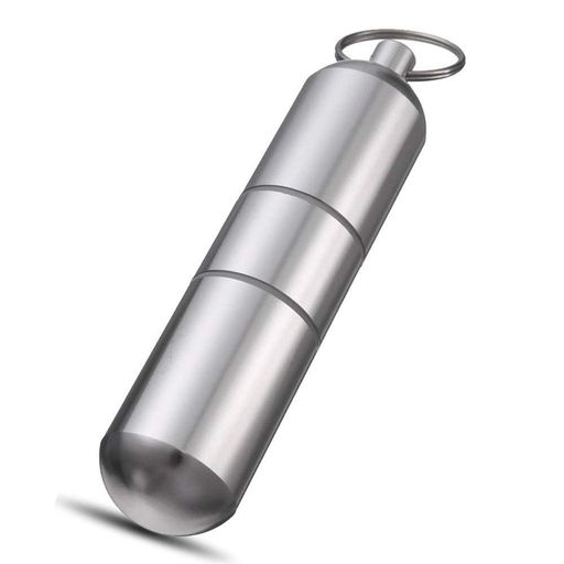 防水性耐衝撃性を兼ね備えたシガレットケースです。タバコがポケットなかでつぶれて折れてしまった経験は喫煙者であれば誰でも一度はあると思います。頑丈なケースでしっかりと保護します。ポケットに入れても邪魔にならないスリム設計。クリップ式のカラビナ...