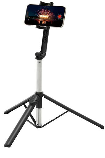 最大1690mmまで伸びるロングタイプのスマートフォン用三脚です。 三脚だけでなく自撮り棒としても使用できる2Wayタイプで、広い場所や全身撮影などシーンに合わせて撮影ができます。 自撮り棒とスマートフォンホルダー、ワイヤレスリモコンが一体...