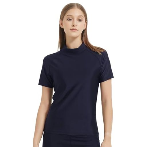 1着用するだけで有害な紫外線を大幅にカットするので、日焼け止めを何度も塗り直す手間が省けるラッシュガードです。 2縫い目をフラットに縫製することで快適な肌触りを実現します。 3ラッシュガードの紫外線カット率は最高値のUPF50+、UVを95...